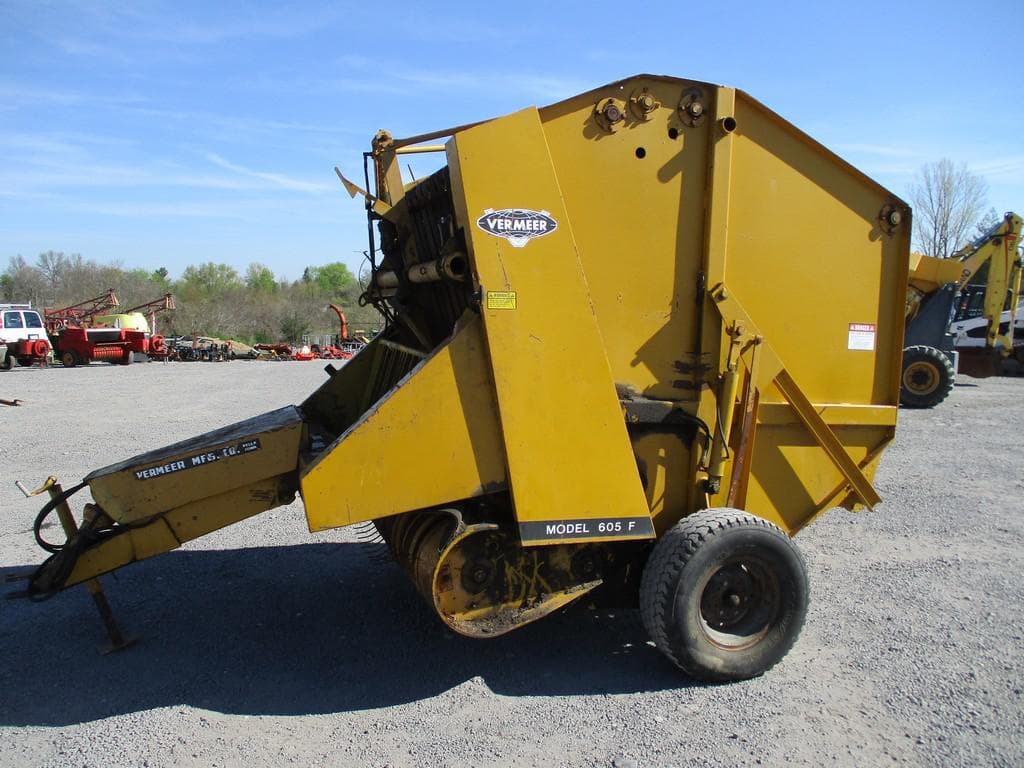 Vermeer 605F Hay and Forage Balers - Round for Sale | Tractor Zoom