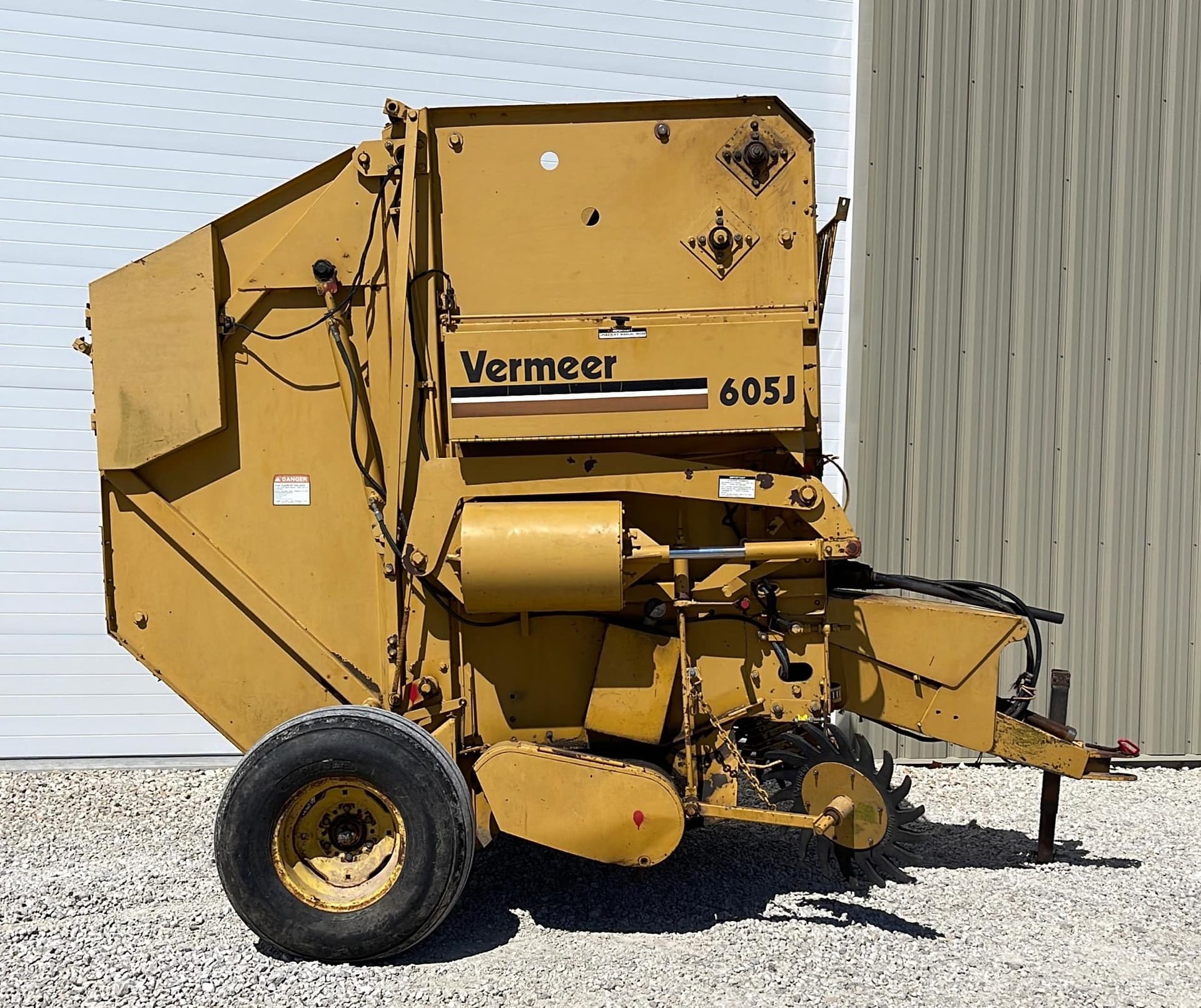 Vermeer 605J Hay and Forage Balers - Round for Sale | Tractor Zoom