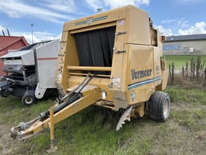 SOLD - Vermeer 605K Lot No. 2335 Hay and Forage with 3,700 Bales ...