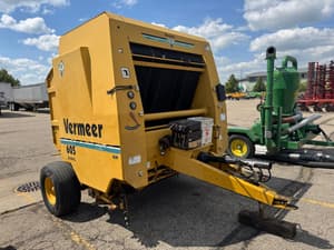 SOLD - Vermeer 605L Lot No. 30 Hay and Forage with --- Bales | Tractor Zoom