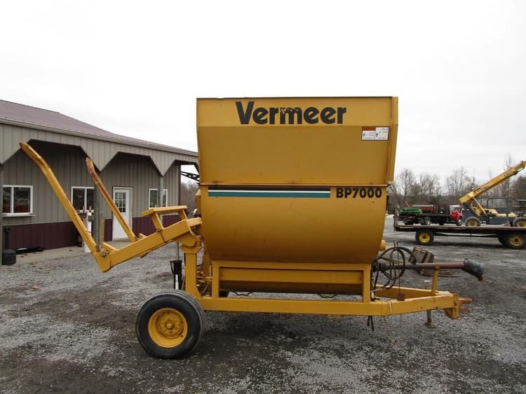 SOLD - Vermeer BP7000 Hay and Forage Bale Processors | Tractor Zoom