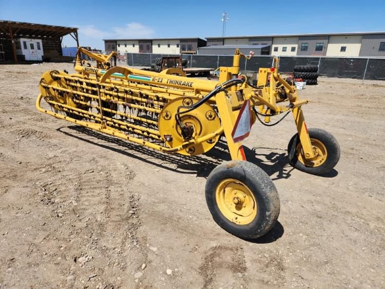 Vermeer R-23 Hay and Forage Hay - Rakes/Tedders for Sale | Tractor Zoom