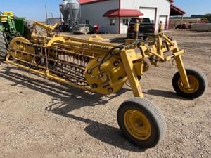 SOLD - Vermeer R-23 Twin V Rake Hay and Forage | Tractor Zoom