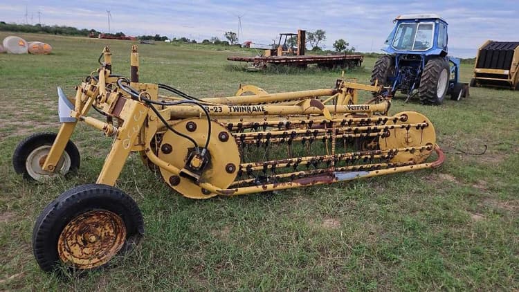 Vermeer R-23 Hay and Forage Hay - Rakes/Tedders for Sale | Tractor Zoom