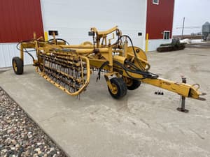 SOLD - Vermeer R-23 TwinRake Hay and Forage | Tractor Zoom