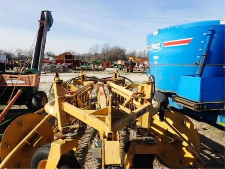 Vermeer R2300 Hay and Forage Hay - Rakes/Tedders for Sale | Tractor Zoom