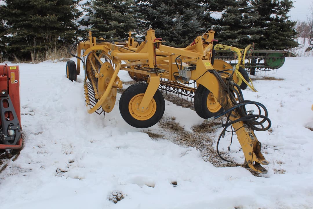Vermeer R2300 Hay and Forage Hay - Rakes/Tedders for Sale | Tractor Zoom