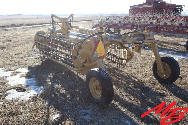 Vermeer R23A Hay and Forage Hay - Rakes/Tedders for Sale | Tractor Zoom