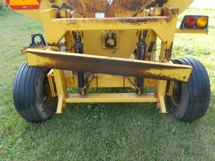 Vermeer BP7000 Hay and Forage Bale Processors for Sale | Tractor Zoom