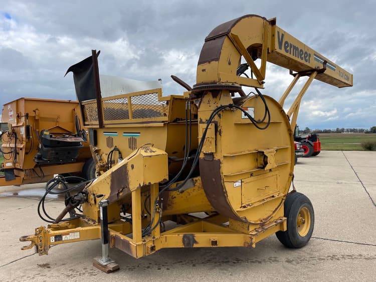 SOLD - Vermeer Top Gun Hay and Forage Bale Processors | Tractor Zoom