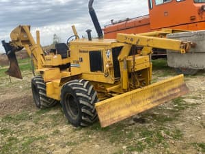 SOLD - Vermeer V7550 trencher Construction with 211 Hrs | Tractor Zoom