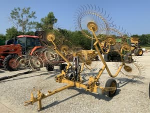 SOLD - Vermeer WR20 8 Wheel Rake Lot No. 67 Hay and Forage | Tractor Zoom