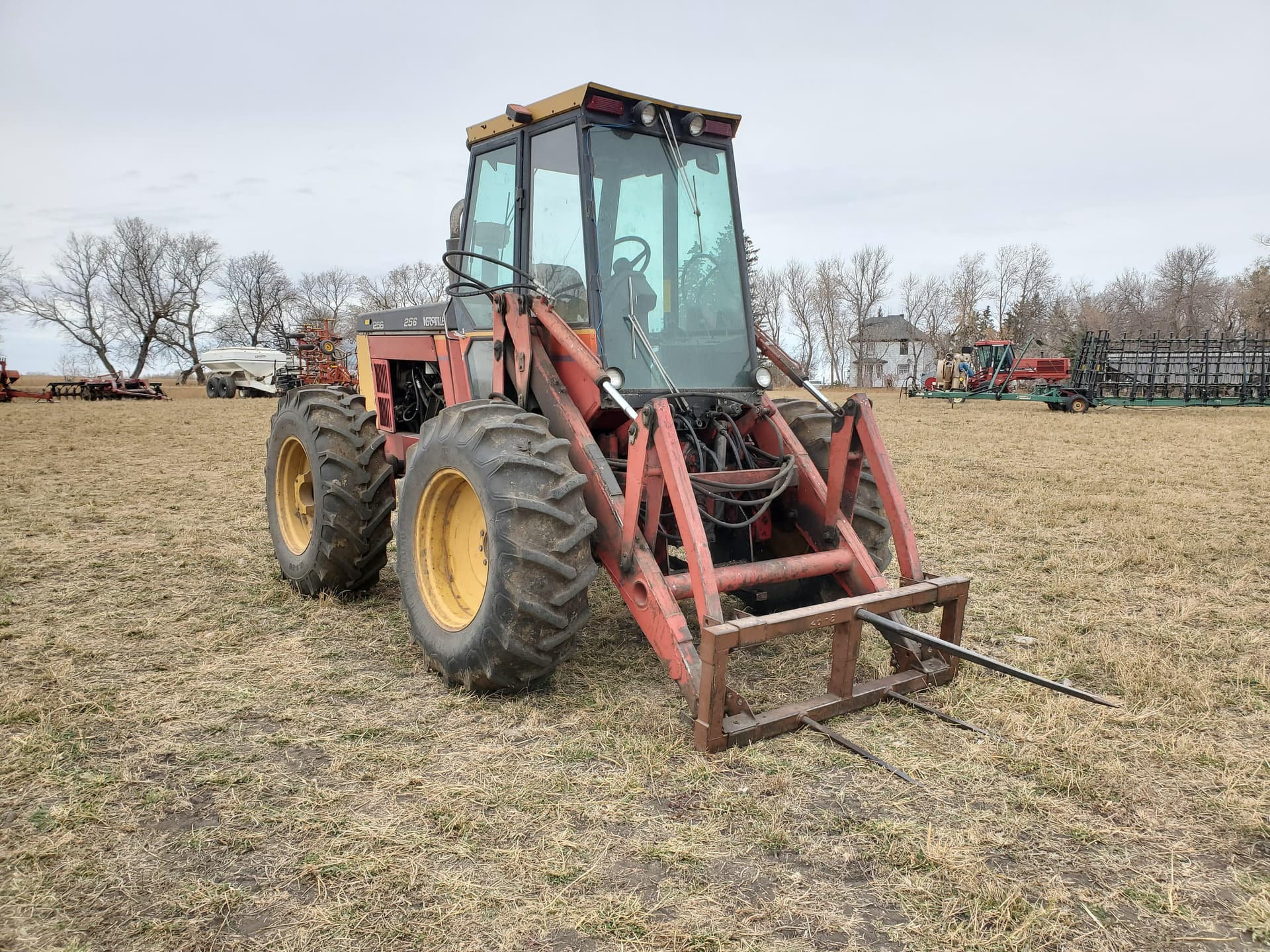 Versatile 256 Tractors 100 to 174 HP for Sale | Tractor Zoom