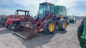 SOLD - VERSATILE 276 ARTICULATED LOADER Tractors with 2,992 Hrs ...