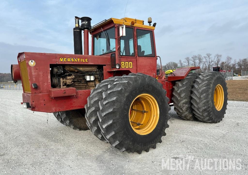 SOLD - Versatile 800 Lot No. 68 Tractors with 5,464 Hrs | Tractor Zoom