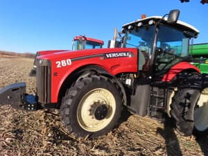 SOLD - Versatile 260 Lot No. 174 Tractors with 2,154 Hrs | Tractor Zoom