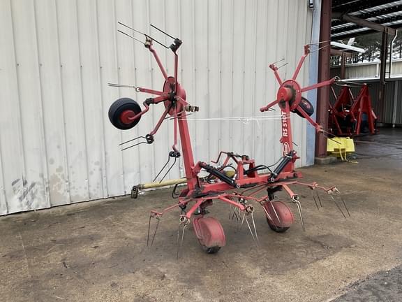 Vicon RS510T Hay and Forage Hay - Rakes/Tedders for Sale | Tractor Zoom