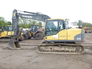 SOLD - Volvo EC140CL Lot No. 4226 Construction with 4,903 Hrs | Tractor ...