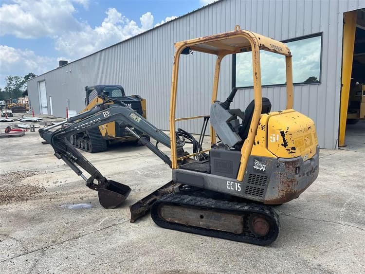 Volvo EC15 Construction Compact Excavators for Sale | Tractor Zoom