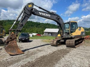 SOLD - Volvo EC160DL Lot No. 17 Construction with 4,530 Hrs | Tractor Zoom