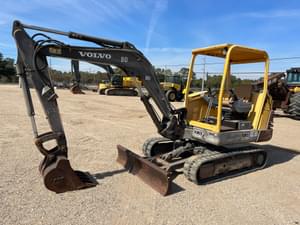 SOLD - Volvo EC35 Lot No. 2419 Construction with --- Hrs | Tractor Zoom