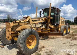SOLD - Volvo G720 Lot No. 2346 Construction with 12,240 Hrs | Tractor Zoom