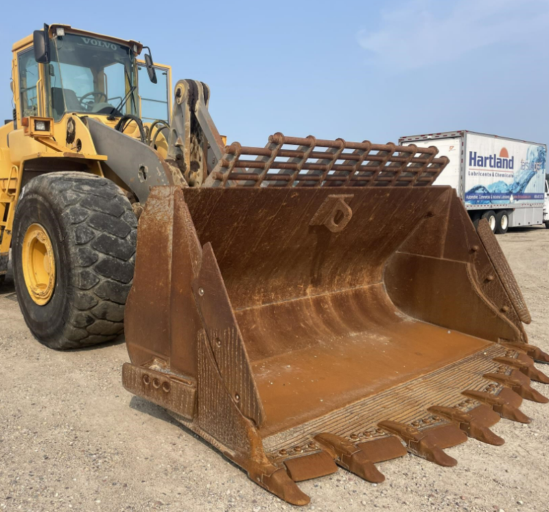 SOLD - Volvo L220E Construction with --- Hrs | Tractor Zoom