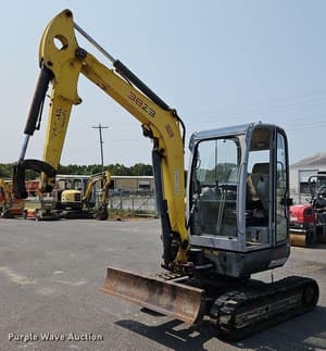 Wacker Neuson 38Z3 Lot No. OJ9839 Construction For Sale with 2,094 Hrs ...
