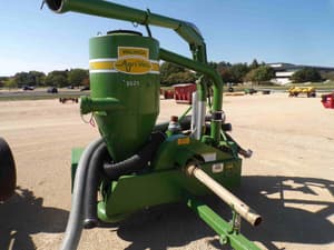 SOLD - Walinga Agri-Vac 510 Lot No. 3025 Harvesting | Tractor Zoom