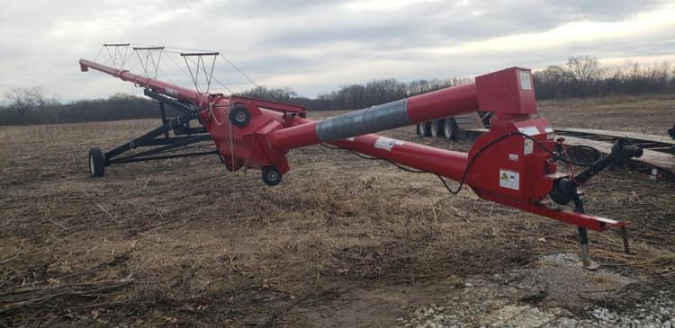 SOLD - Wheatheart SA100-71 Harvesting Grain Augers/Conveyors | Tractor Zoom
