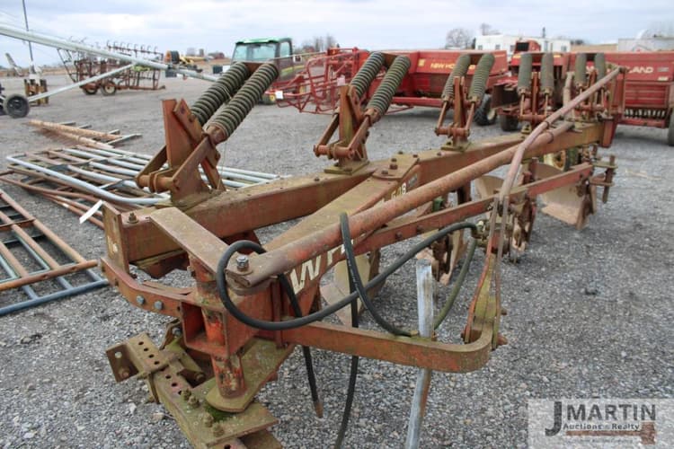 White 548 Tillage Plows for Sale | Tractor Zoom