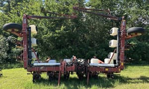 SOLD - White 5700 Lot No. 37127 Planting with 12 Rows | Tractor Zoom