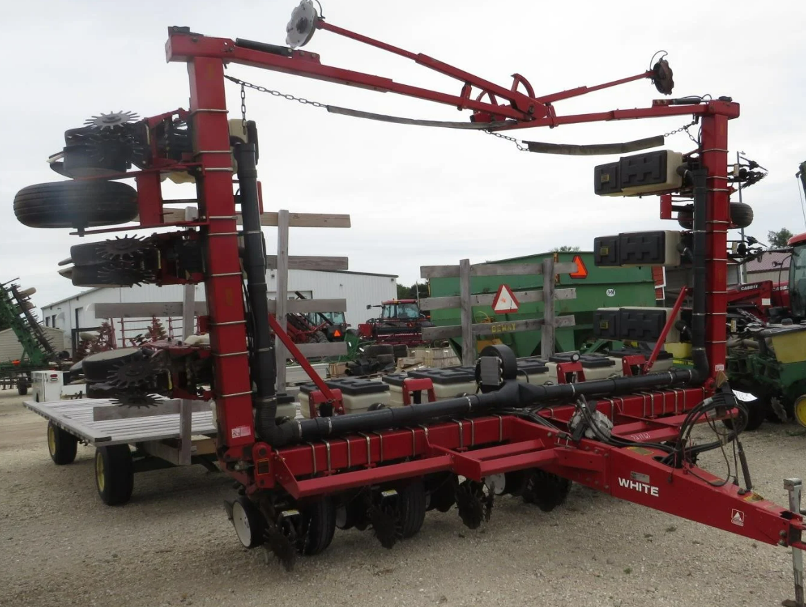 SOLD - White 6122 Lot No. 4db0c0cd-2323-11ed-8bec-0246304ce823 Planting ...