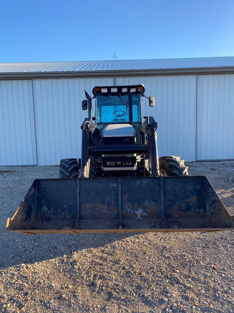 Tractor Zoom - AGCO White 6144