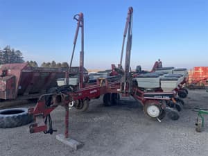 SOLD - WHITE 6180 Planting with --- Rows | Tractor Zoom