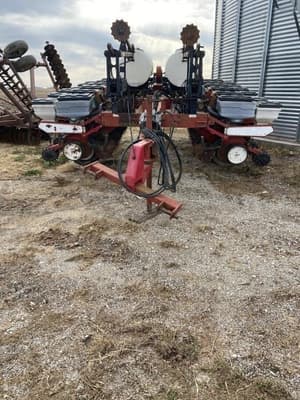 SOLD - White 6180 Lot No. 65 Planting with 12 Rows | Tractor Zoom