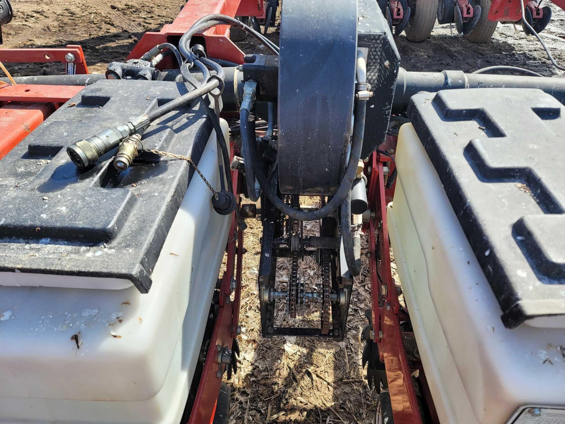White 6900 Planting Planters for Sale | Tractor Zoom