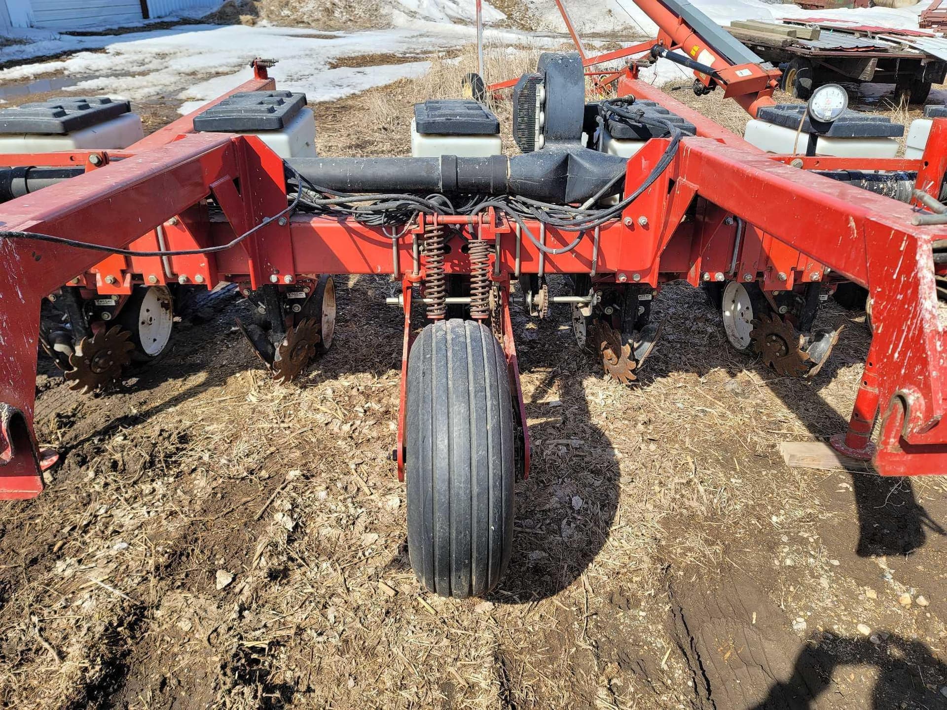 White 6900 Planting Planters for Sale | Tractor Zoom