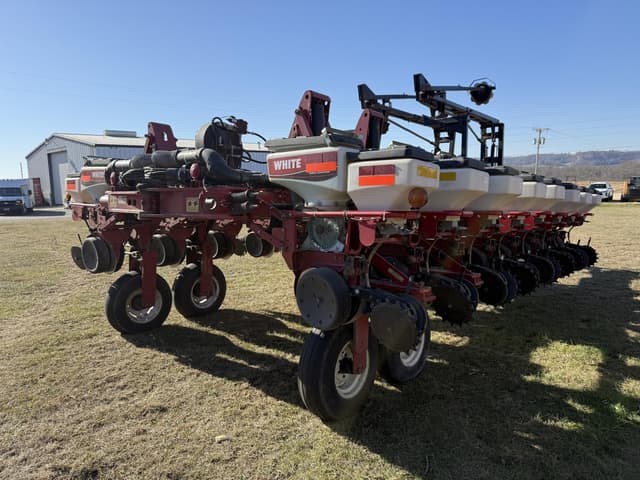 White 8180 Stock No. UP672 Planting For Sale with 12 Rows | Tractor Zoom