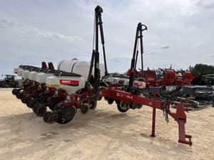 SOLD - WHITE 8180 Stock No. 223664493 Planting with 12 Rows | Tractor Zoom