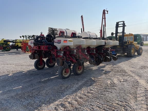 White 8182 Planting Planters for Sale | Tractor Zoom