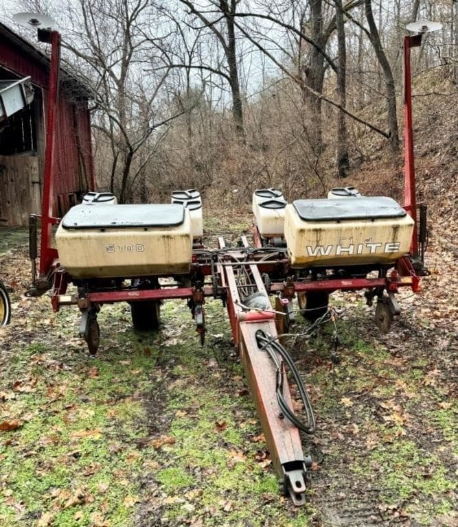 White 5100 Planting Planters for Sale | Tractor Zoom
