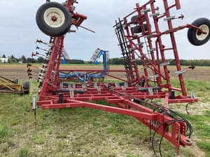 SOLD - Wil-Rich 3400 Stock No. 134643 Tillage with 38 ft | Tractor Zoom