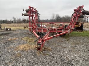 SOLD - Wil-Rich 3400 Stock No. 124256 Tillage with 30 ft | Tractor Zoom