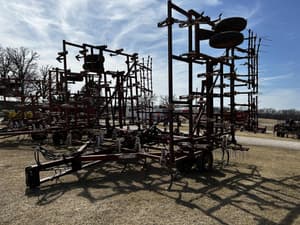 Wil-Rich 3400 Lot No. 33 Tillage For Sale with 34 ft | Tractor Zoom