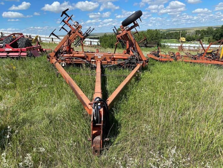 Wil-Rich 4400 Tillage Chisel Plows for Sale | Tractor Zoom