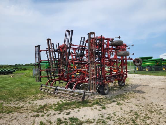 Wil-Rich QX2 Tillage Field Cultivators for Sale | Tractor Zoom