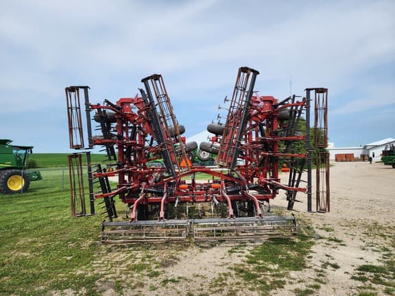 Wil-Rich QX2 Tillage Field Cultivators for Sale | Tractor Zoom