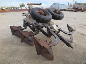 SOLD - Wilcox 3 Bottom Plow Tillage with 3 Bottoms | Tractor Zoom