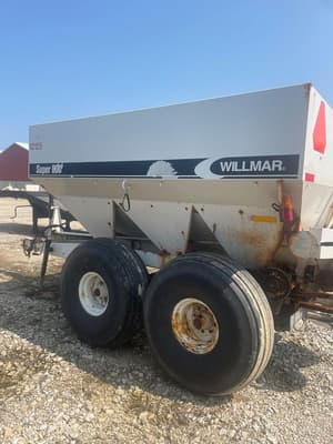 SOLD - Willmar Super 800 Spreader (DR2819 Unit 12125) Chemical ...